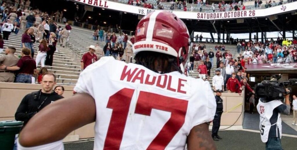 2021 Jaylen Waddle Fantasy Football Player Profile – Football Absurdity